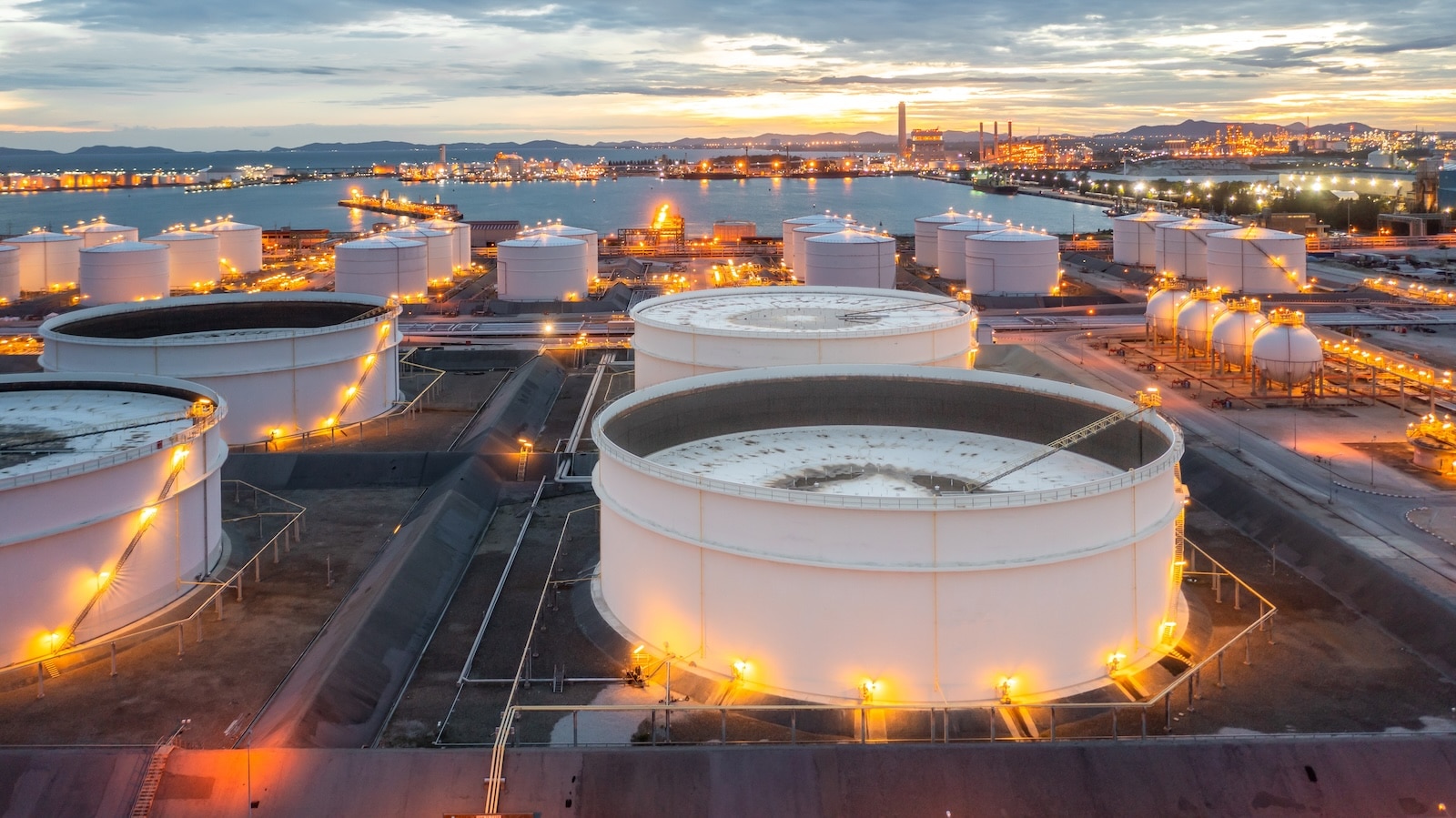 TSA (Tank Storage Agreement) and TSR (Tank Storage Report) for ...